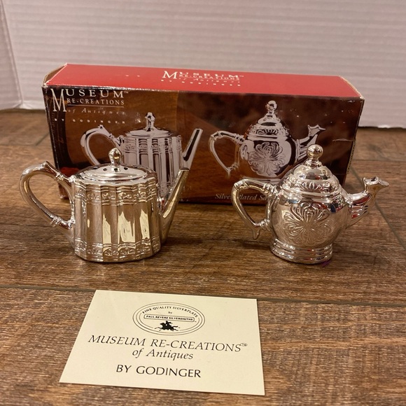 museum recreation | Kitchen | Godinger Silver Art Silver Plated Salt ...